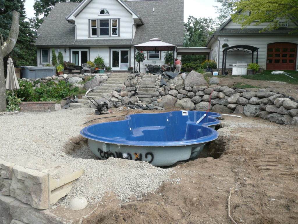 Michigan Pool Builder - Thursday Fiberglass Pools Michigan - Cl Free ...