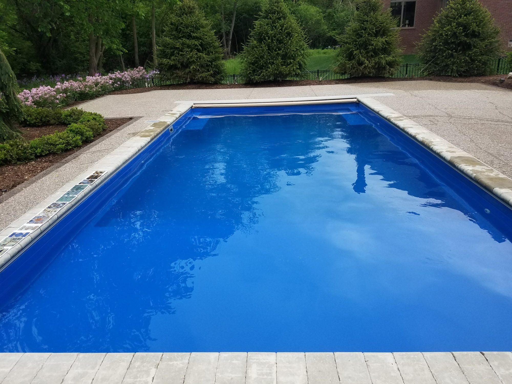 HARTLAND, FENTON, LINDEN MI. Fiberglass swimming Pool and Spa ...